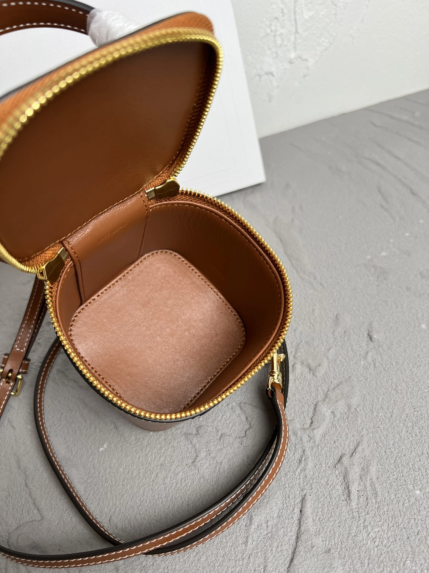 Inexpensive Celine Bucket Bags