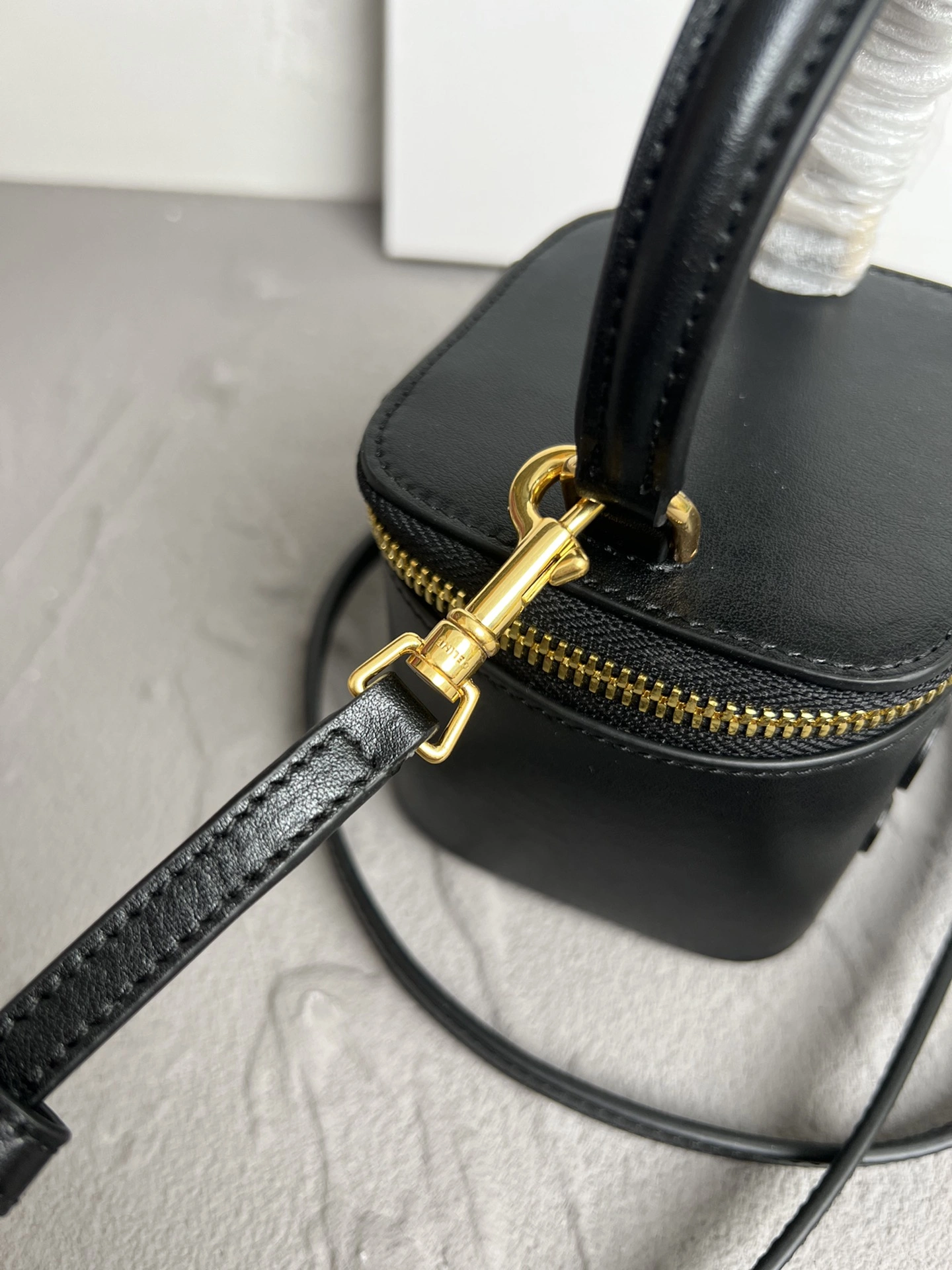 Mirror quality Celine Bucket Bags