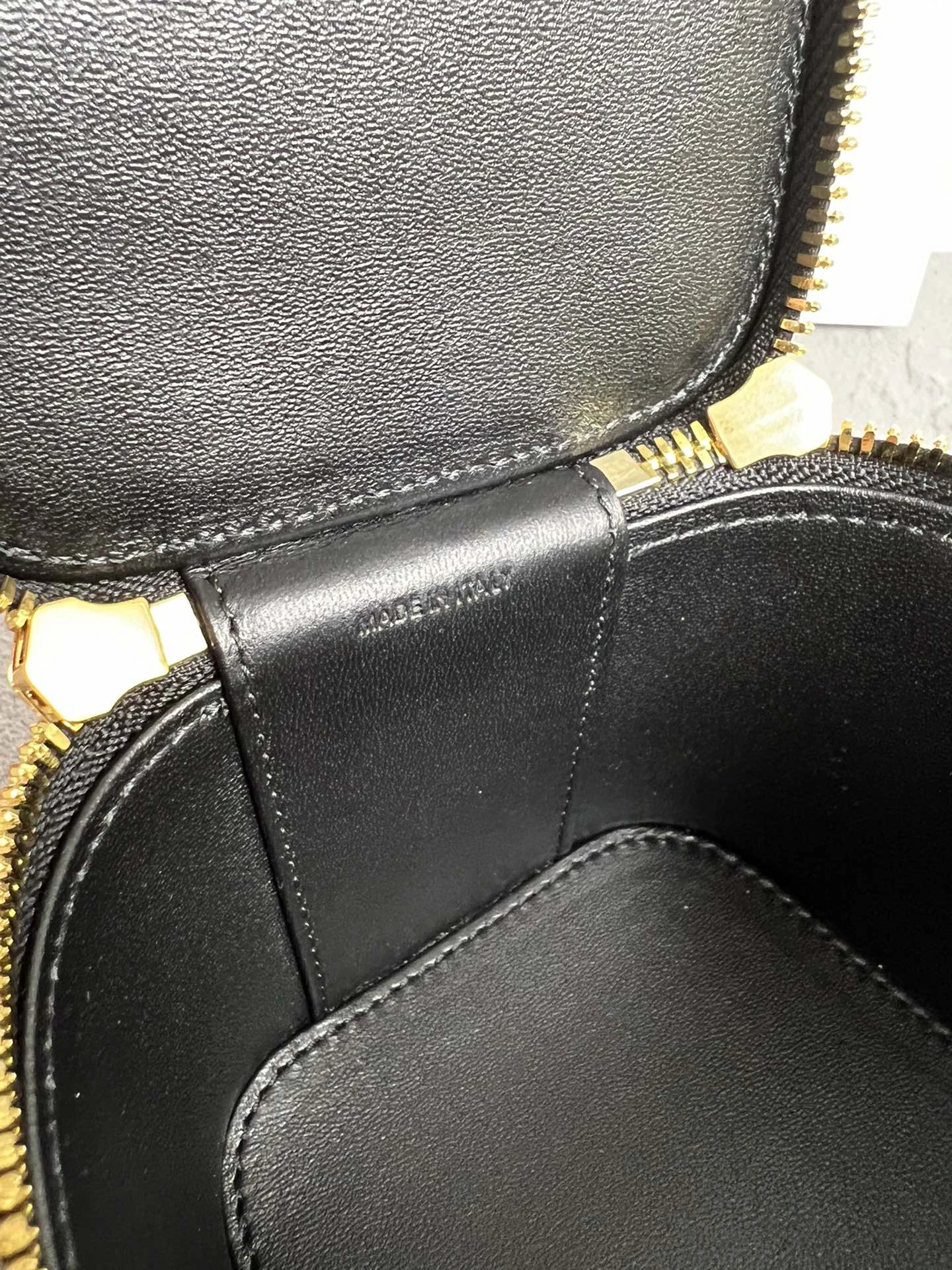 Mirror quality Celine Bucket Bags