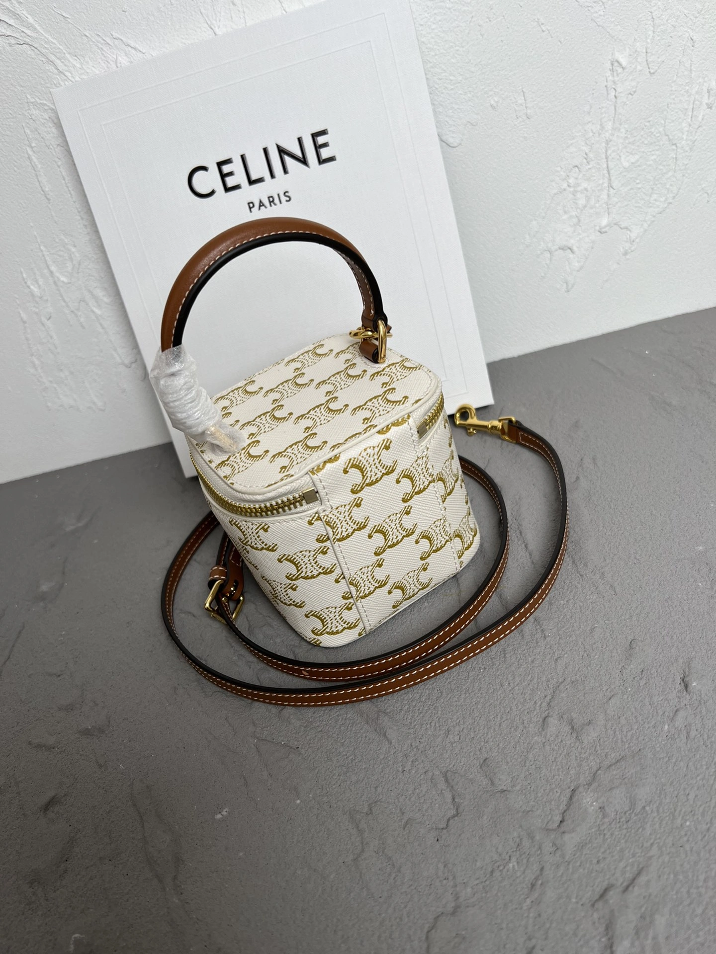 High fidelity Celine Bucket Bags