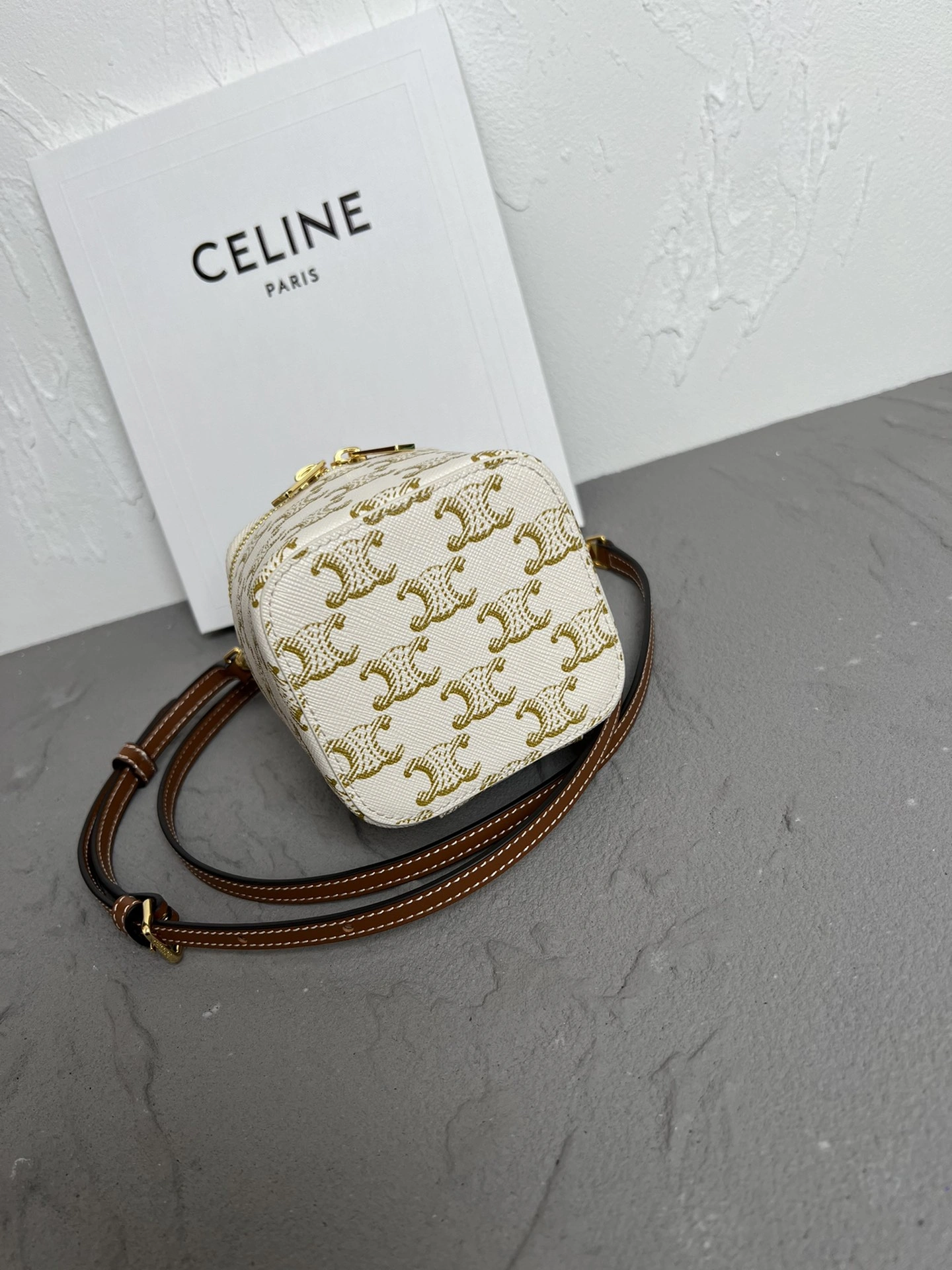 High fidelity Celine Bucket Bags