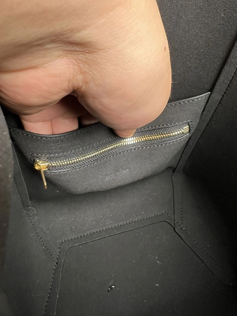 Accurate model Celine Bucket Bags