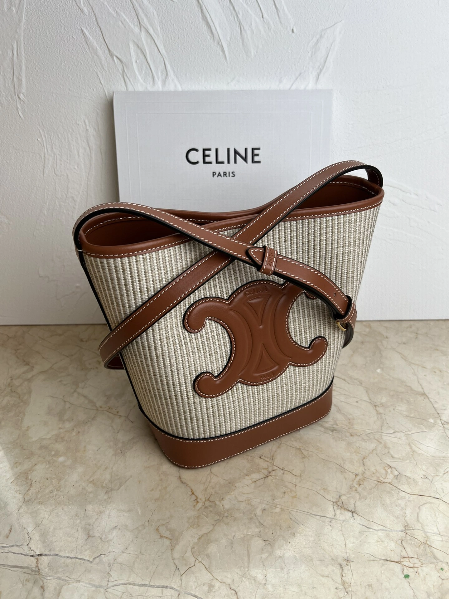 Accurate model Celine Bucket Bags