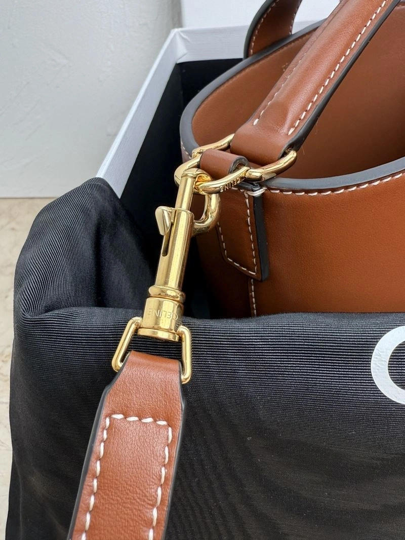 Top mirror Celine Bucket Bags
