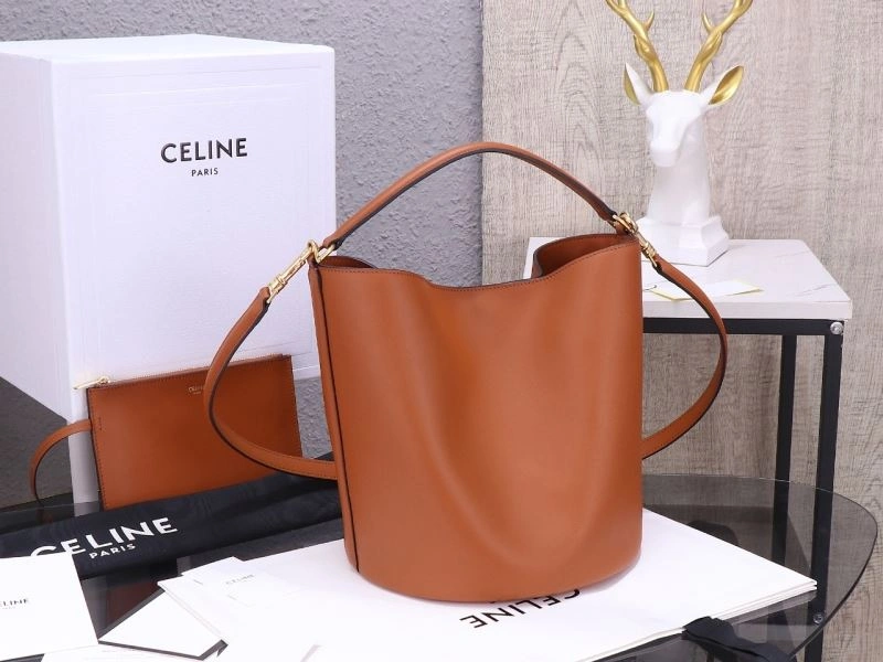 Top mirror Celine Bucket Bags