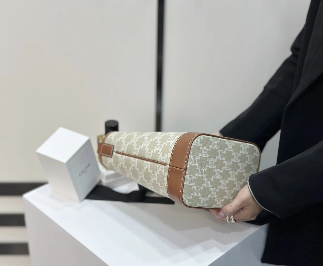 Reasonably priced Celine Bucket Bags