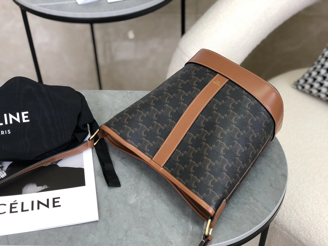 Low-cost Celine Bucket Bags
