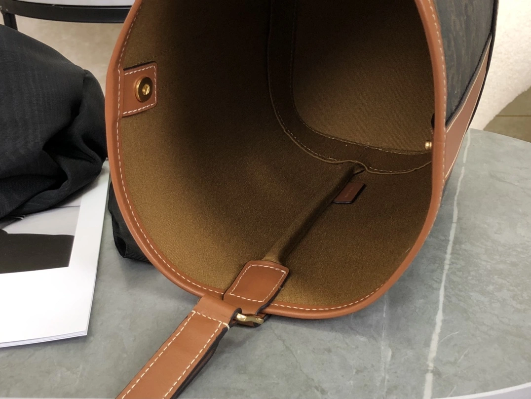 Low-cost Celine Bucket Bags
