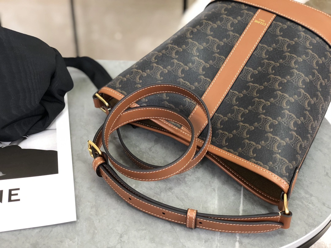 Low-cost Celine Bucket Bags