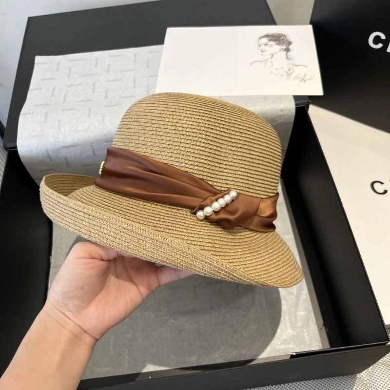 Accurate model Celine Caps
