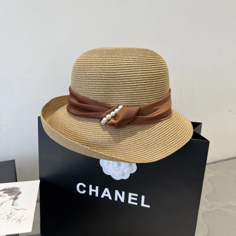Accurate model Celine Caps