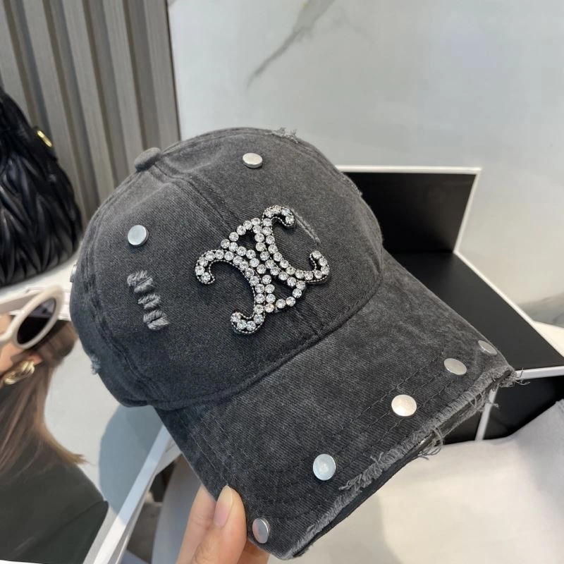 Exact replica Celine Caps