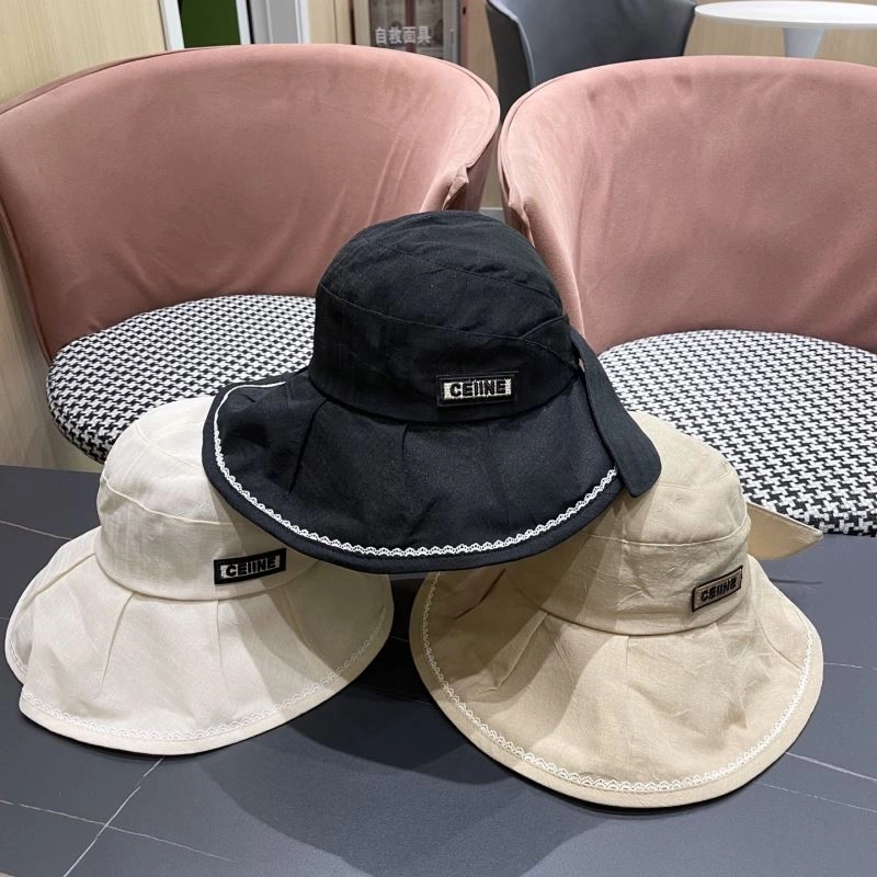 Accurate model Celine Caps