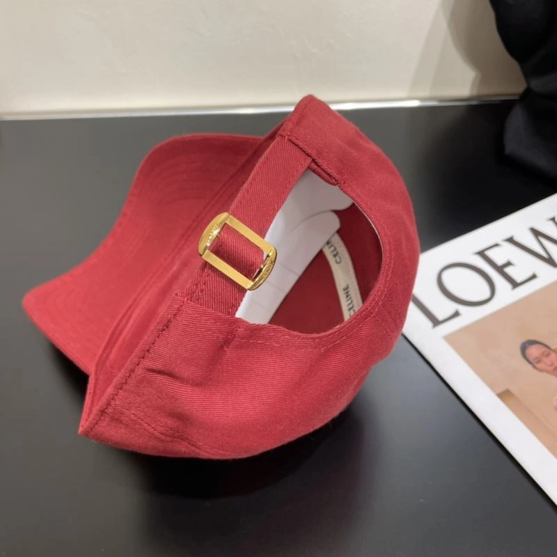 Accurate model Celine Caps