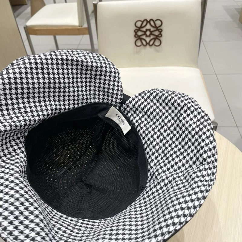 Accurate model Celine Caps