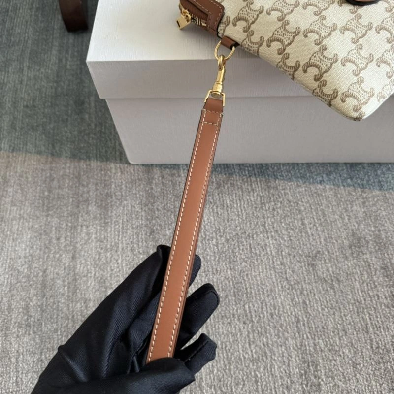 Bargain Celine Clutch Bags