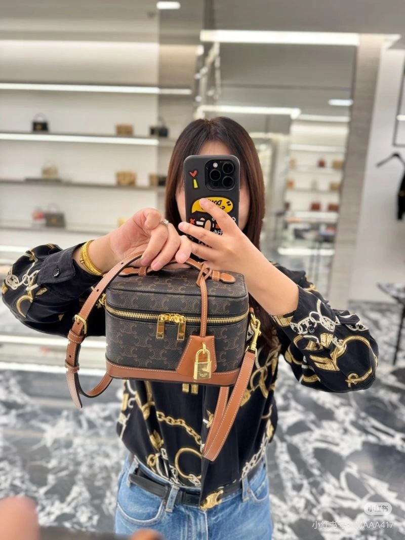 Top match Celine Cosmetic Bags