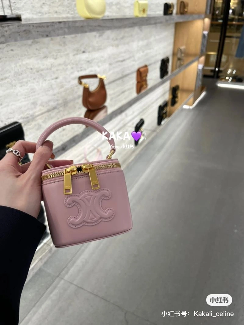 Low-cost Celine Cosmetic Bags