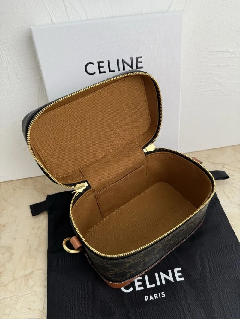 Accurate model Celine Cosmetic Bags