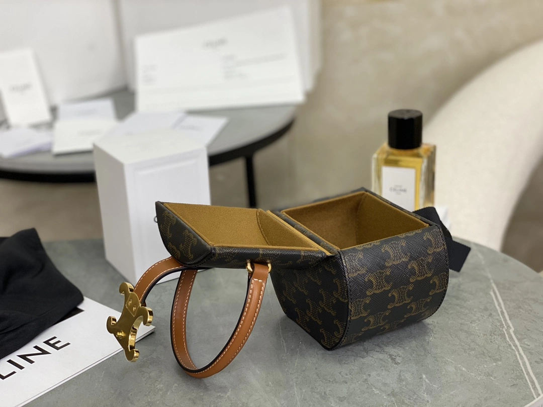 1:1 copy Celine Cosmetic Bags