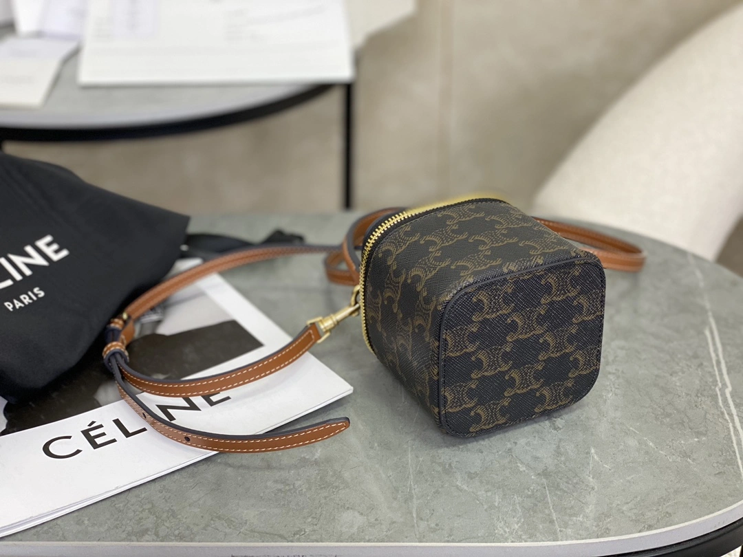 High fidelity Celine Cosmetic Bags