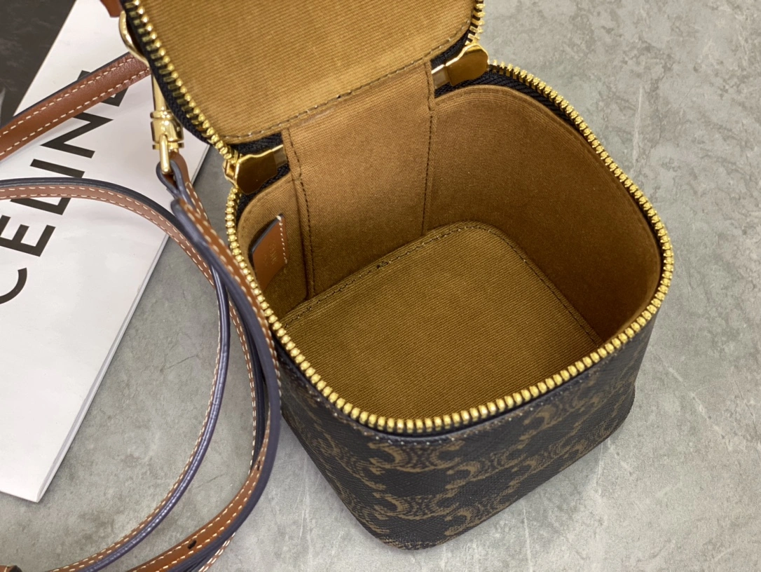 High fidelity Celine Cosmetic Bags