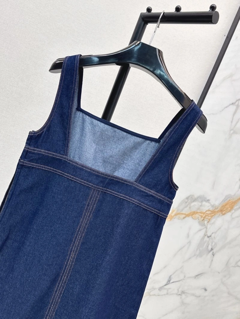 Low-cost Celine Dress