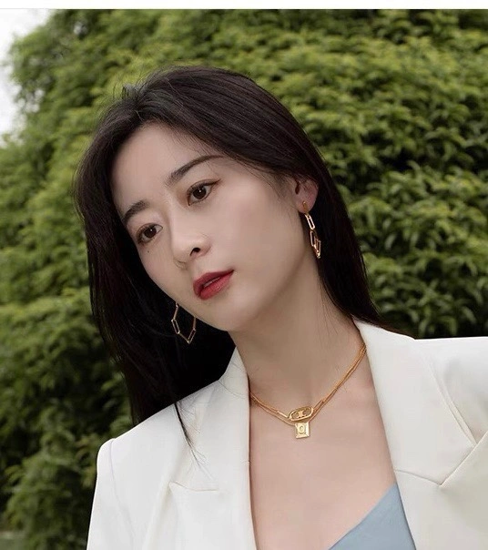 Bargain Celine Earrings