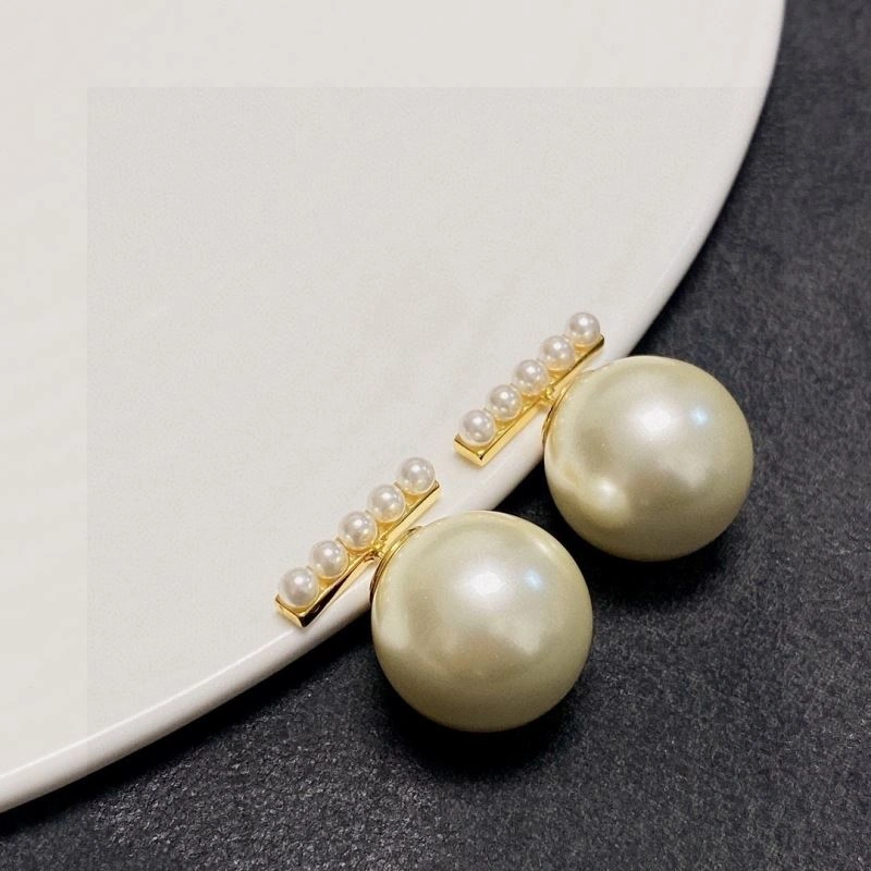 Low-cost Celine Earrings