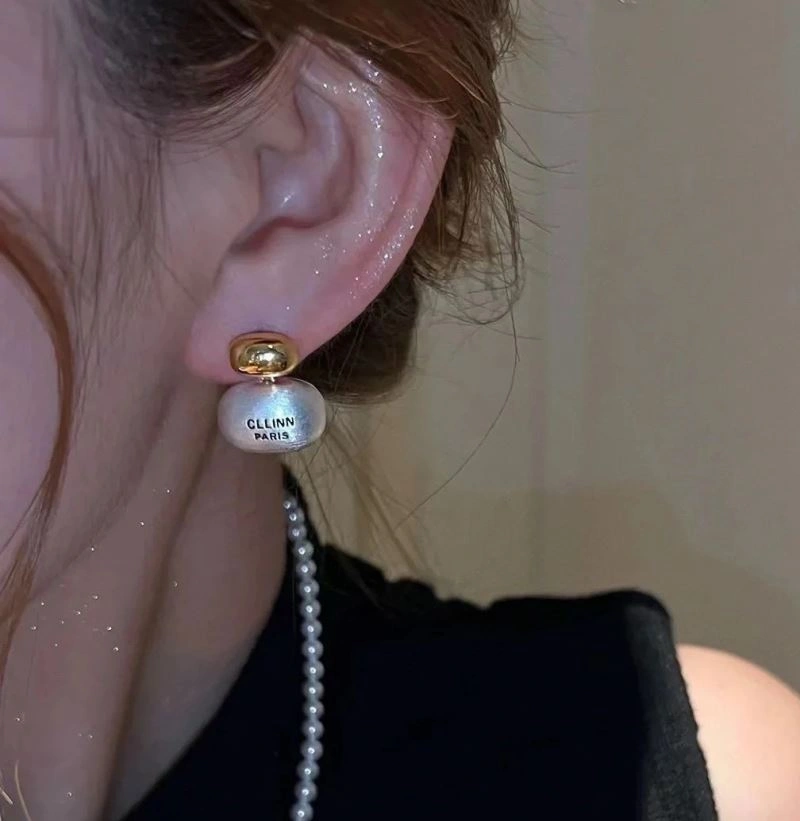 Cut-rate Celine Earrings