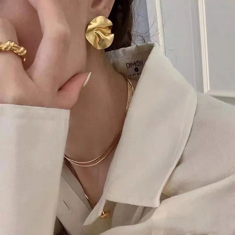 Accurate model Celine Earrings