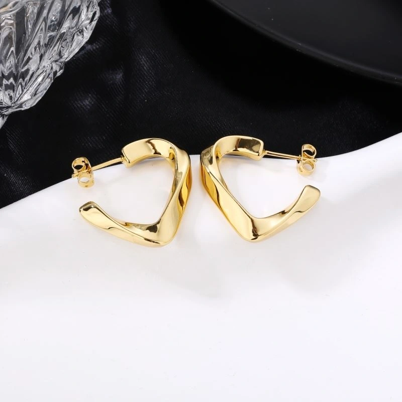 Accurate model Celine Earrings