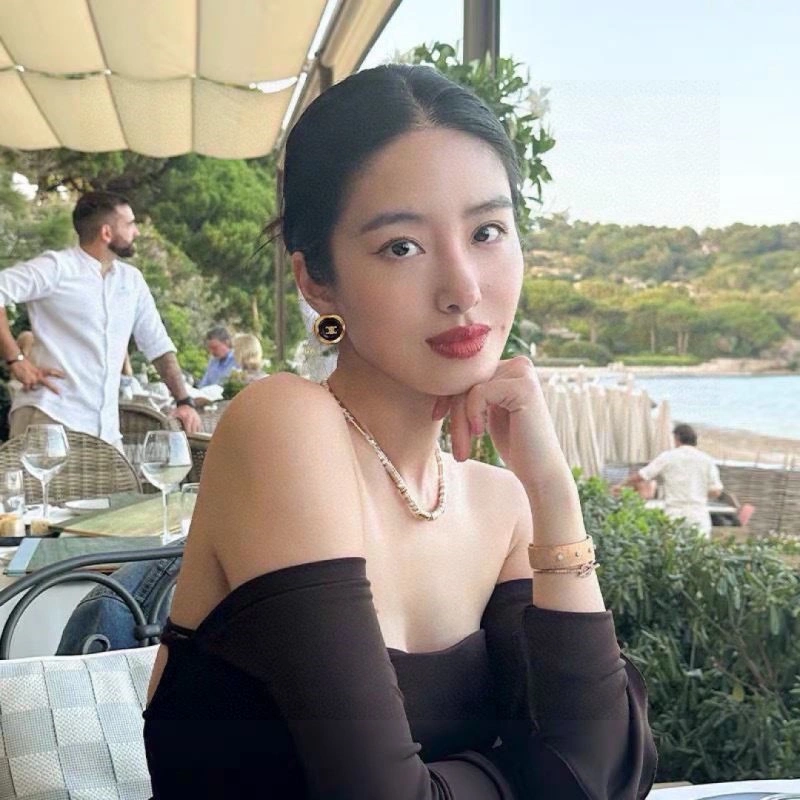 Brand-authenticated Celine Earrings