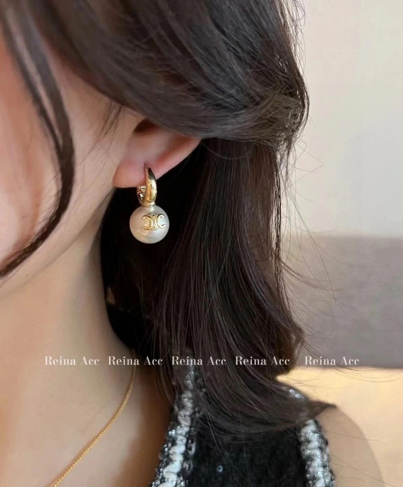 Cut-rate Celine Earrings