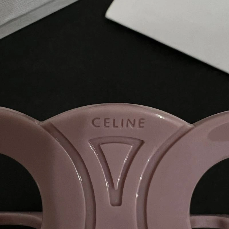 High fidelity Celine Hairpins