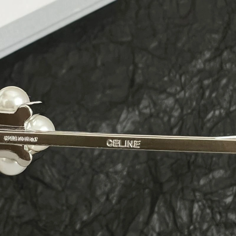 High accuracy Celine Hairpins