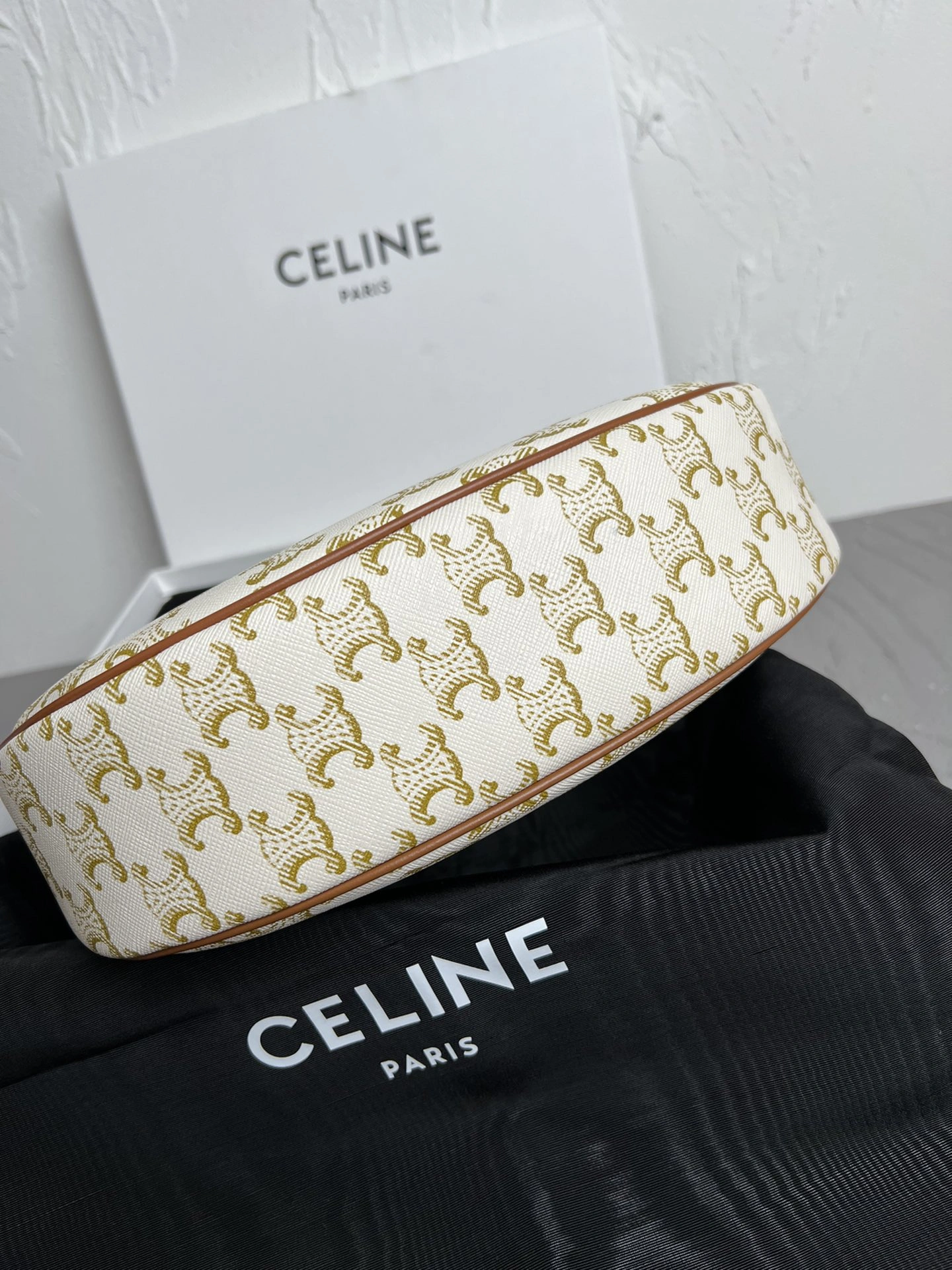 Bargain Celine Hobo Bags