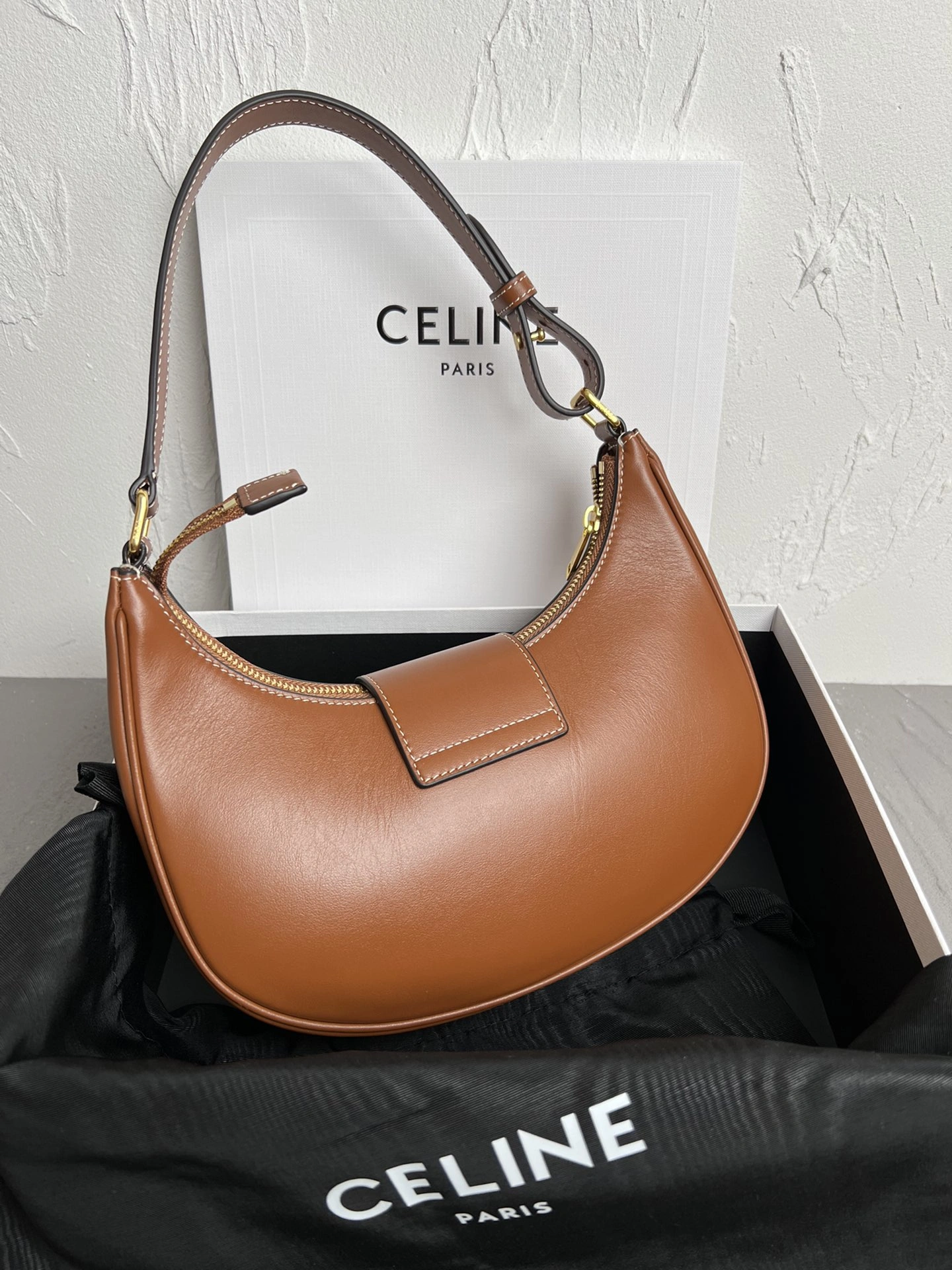 Bargain Celine Hobo Bags