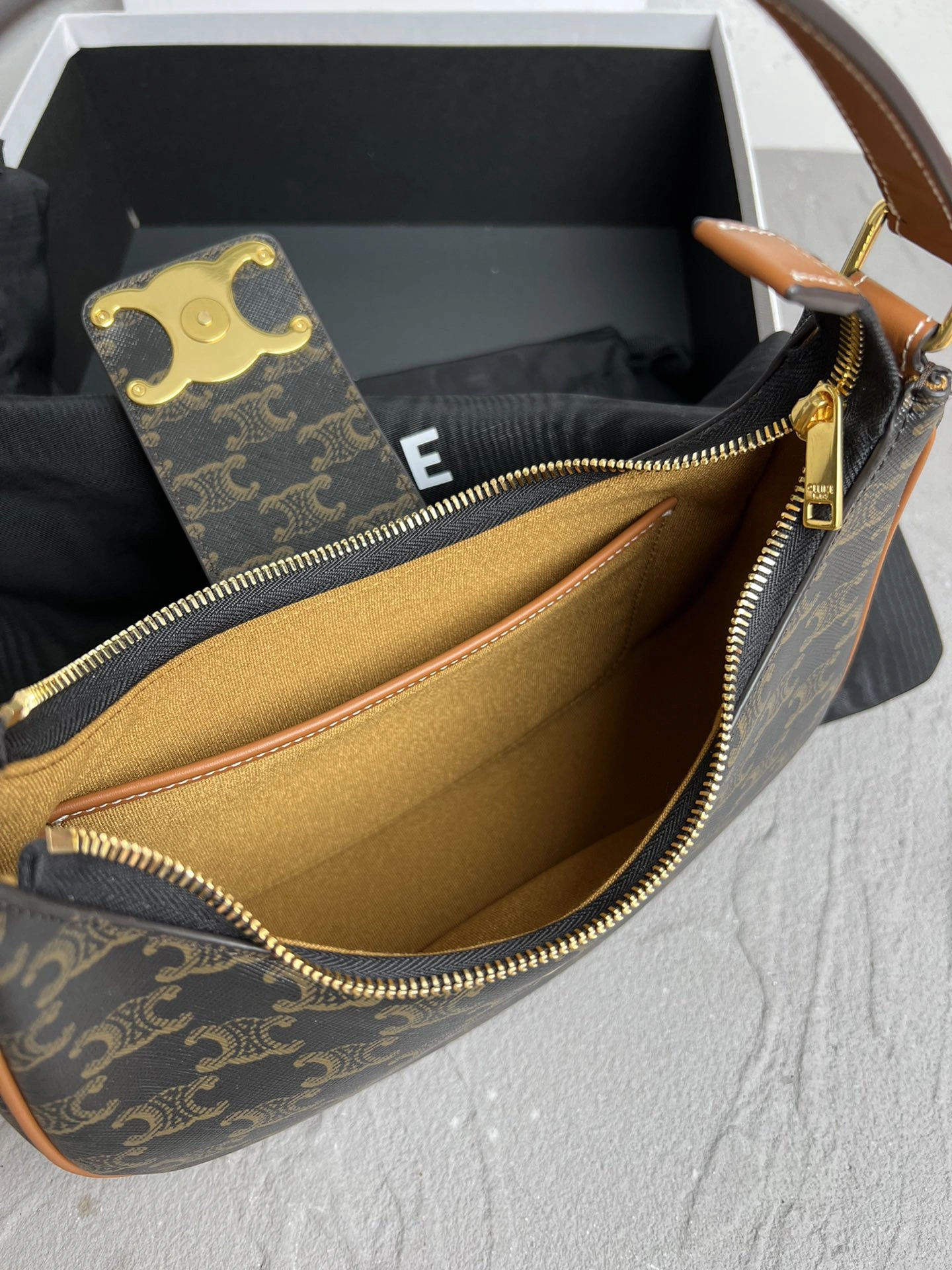 Discounted Celine Hobo Bags