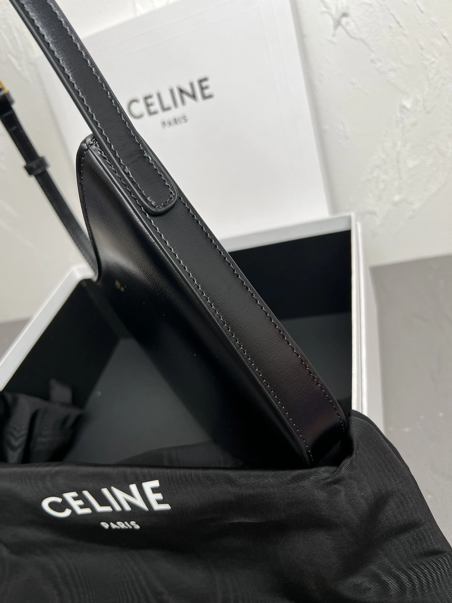 Cut-rate Celine Hobo Bags