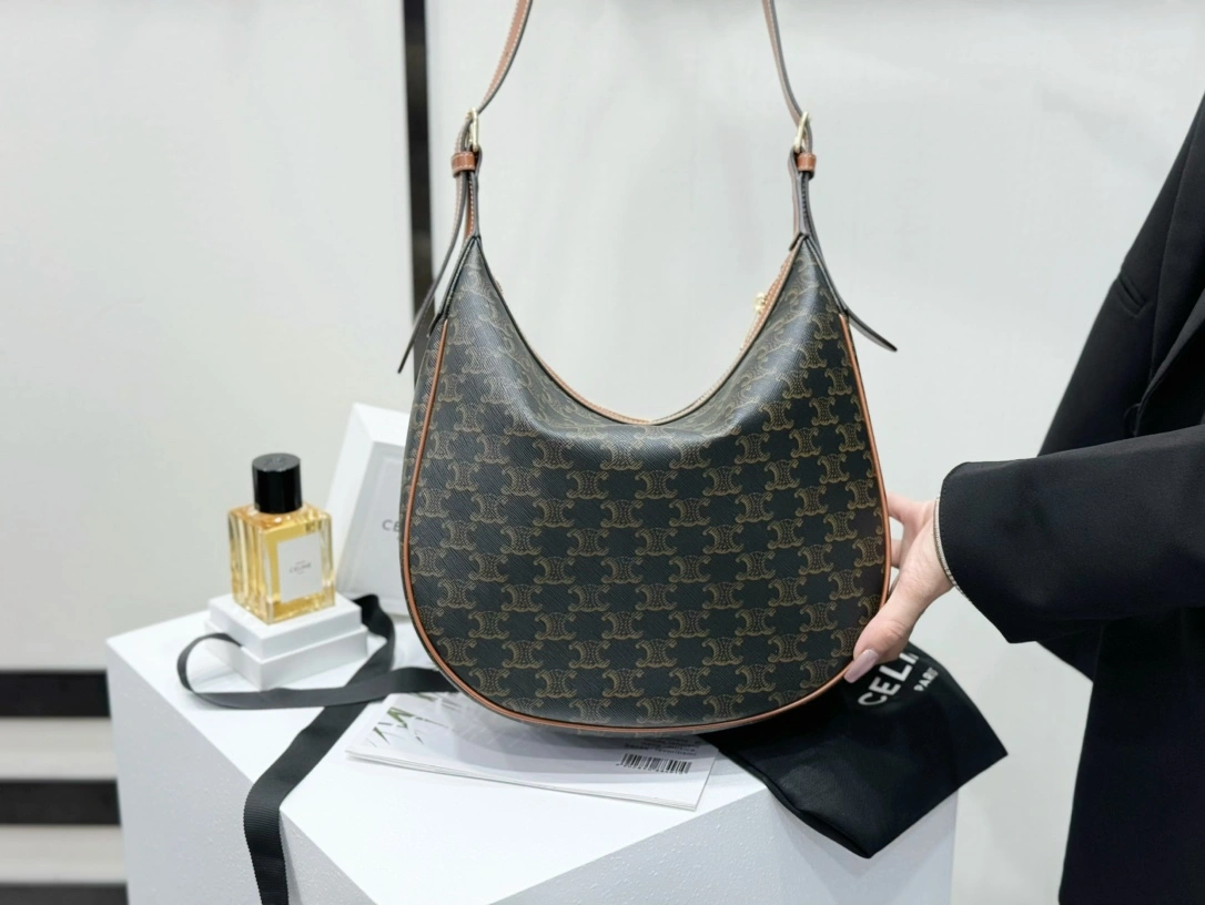 Reasonably priced Celine Hobo Bags