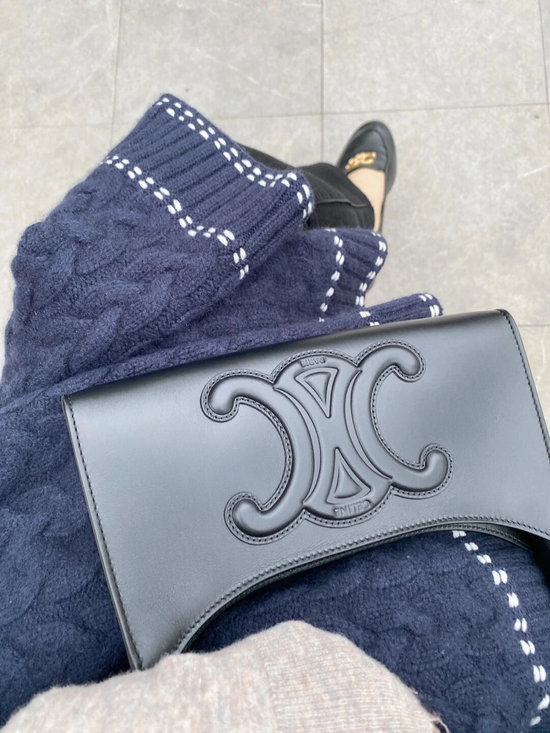 Top mirror Celine Hobo Bags