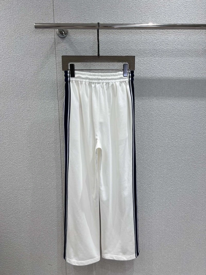 Accurate model Celine Long Pants