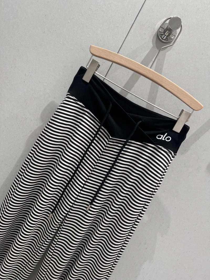 Value-priced Celine Long Pants