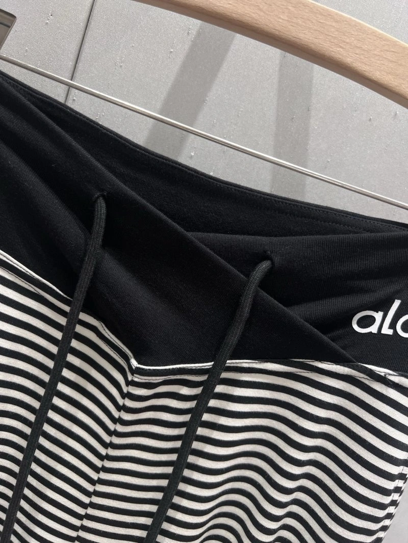 Value-priced Celine Long Pants