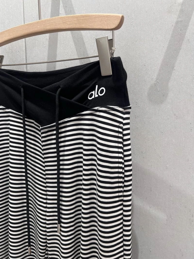 Value-priced Celine Long Pants