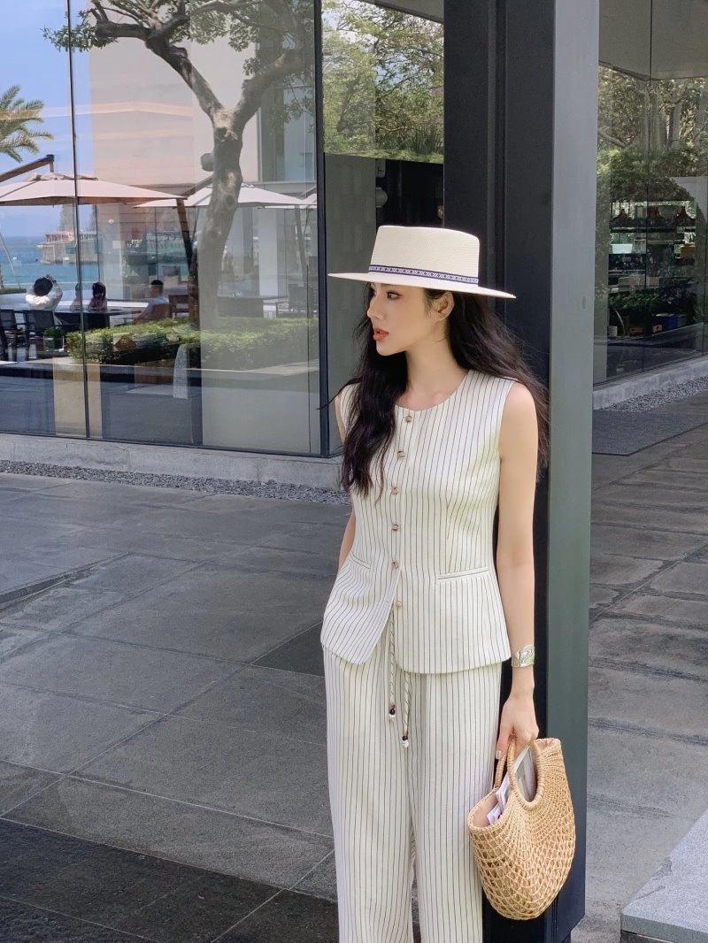 Low-cost Celine Long Suits