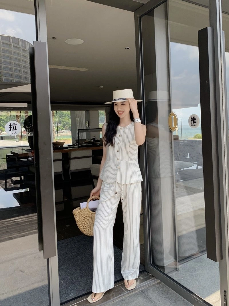 Low-cost Celine Long Suits