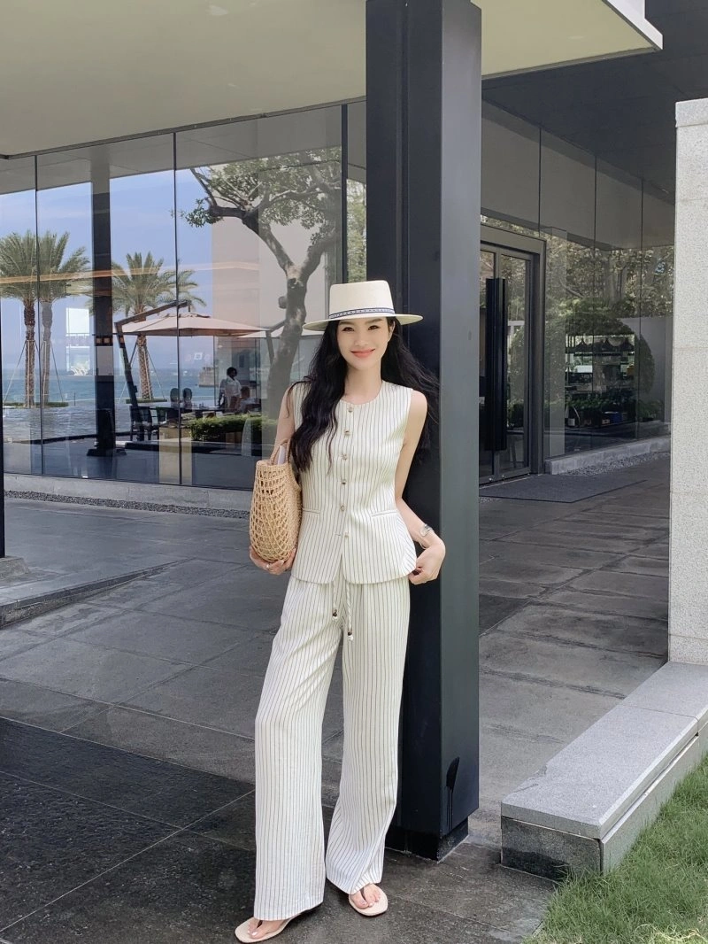 Low-cost Celine Long Suits