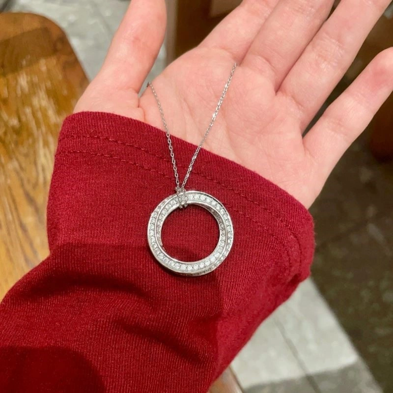 Cut-rate Celine Necklaces